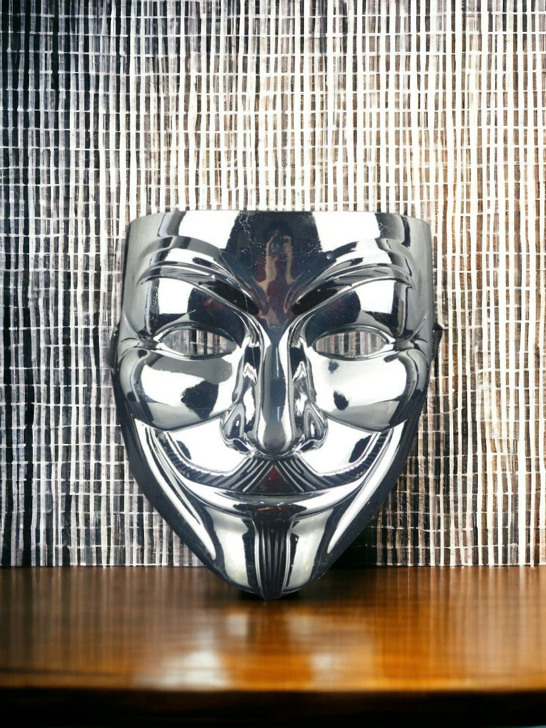 Masque Anonymous Argenté – L'Univers Masqué